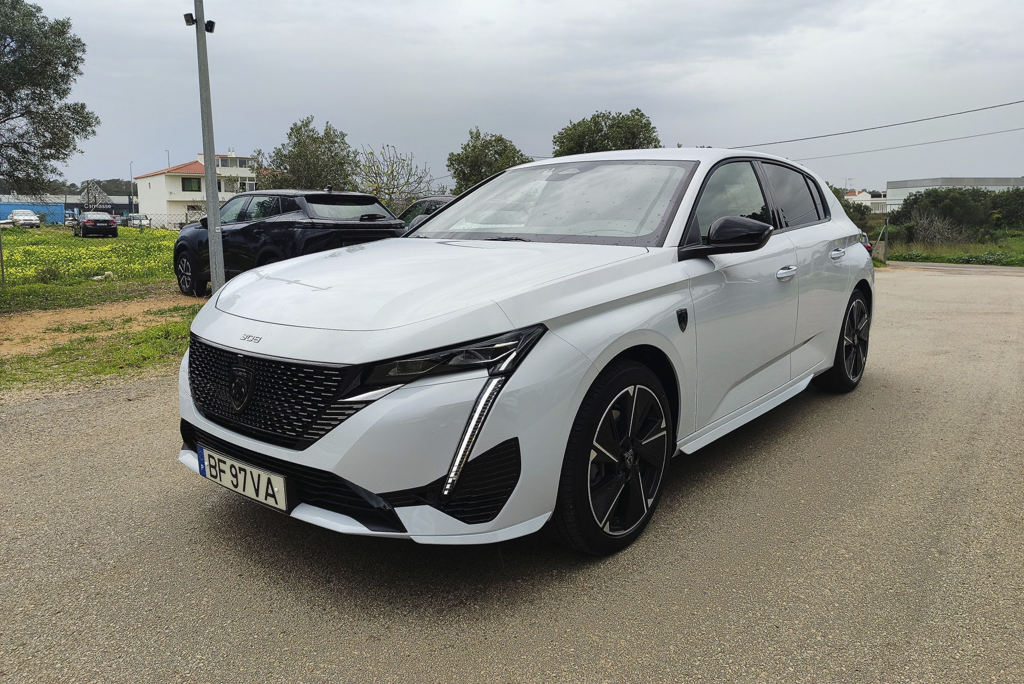 Viatura de Serviï¿½o Peugeot e-308 First Edition 54KWh 156 Cv - MSCAR